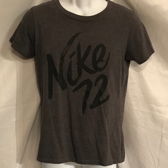 Nike | Tops | Nike 72 Ladies Slim Fit Light Gray Athletic Sport Tee ...